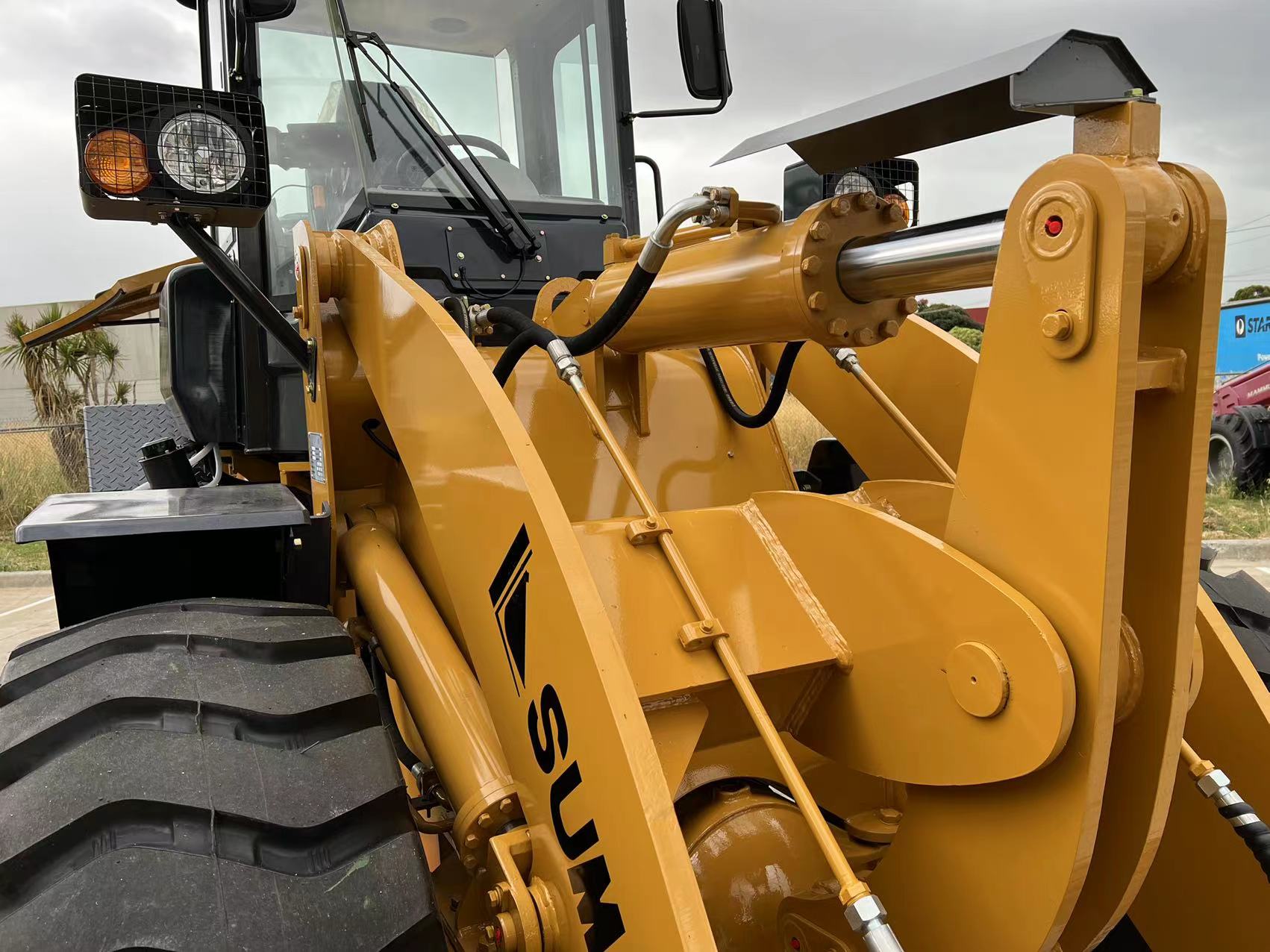 Summit 946 11T Wheel Loader - Pickman Equipment