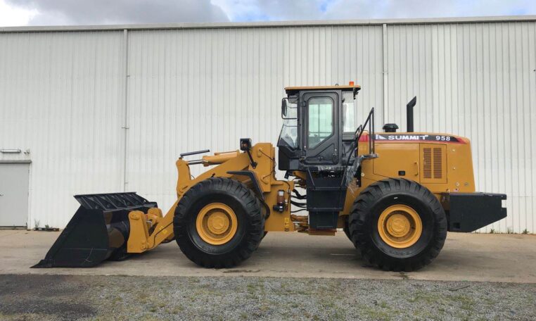 Summit 958 19T Wheel Loader, 240HP Cummins, 4 Speed ZF - Pickman Equipment